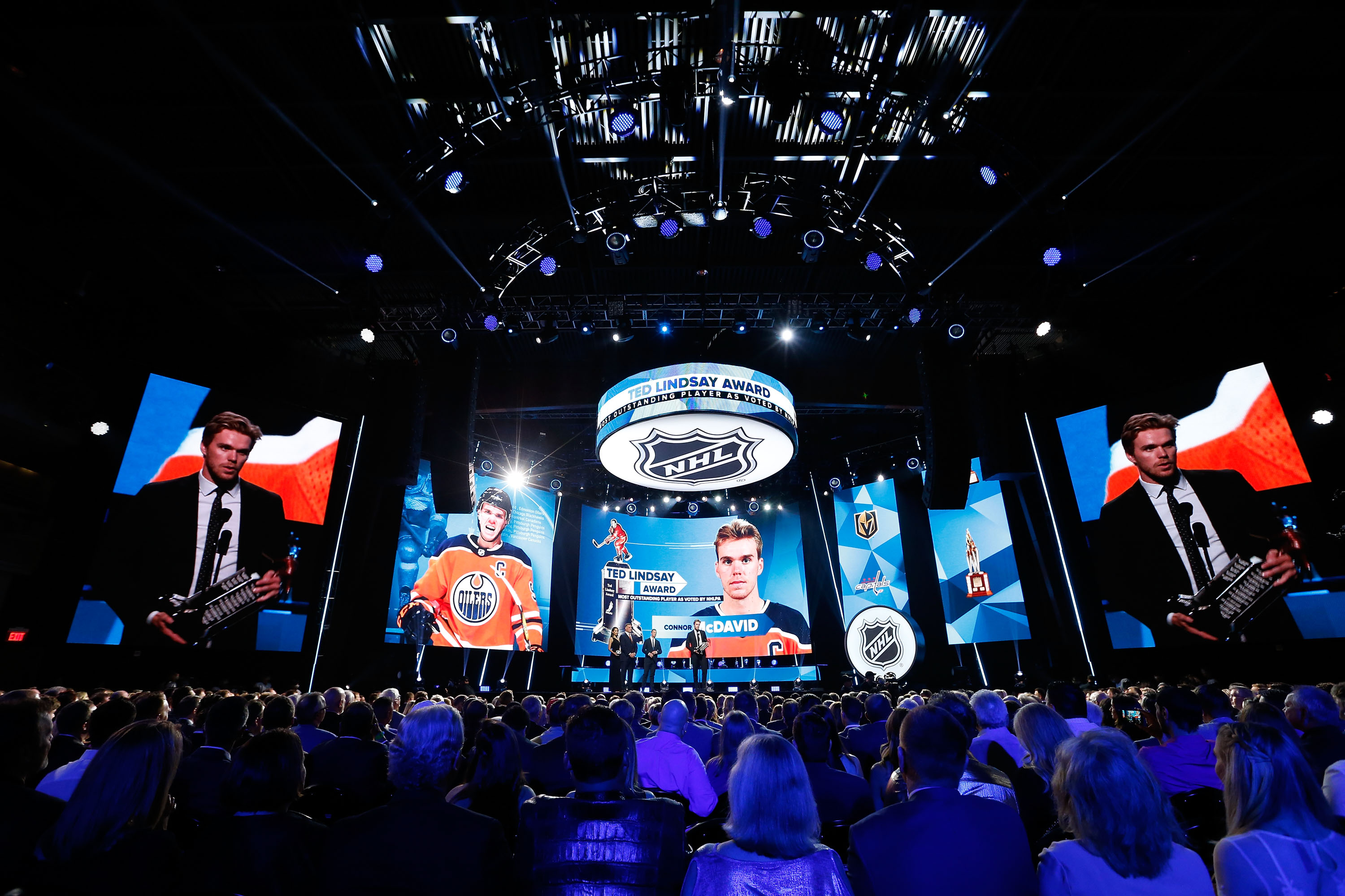 Up Close and Personal at the 2018 NHL Awards™ Presented by Hulu ...