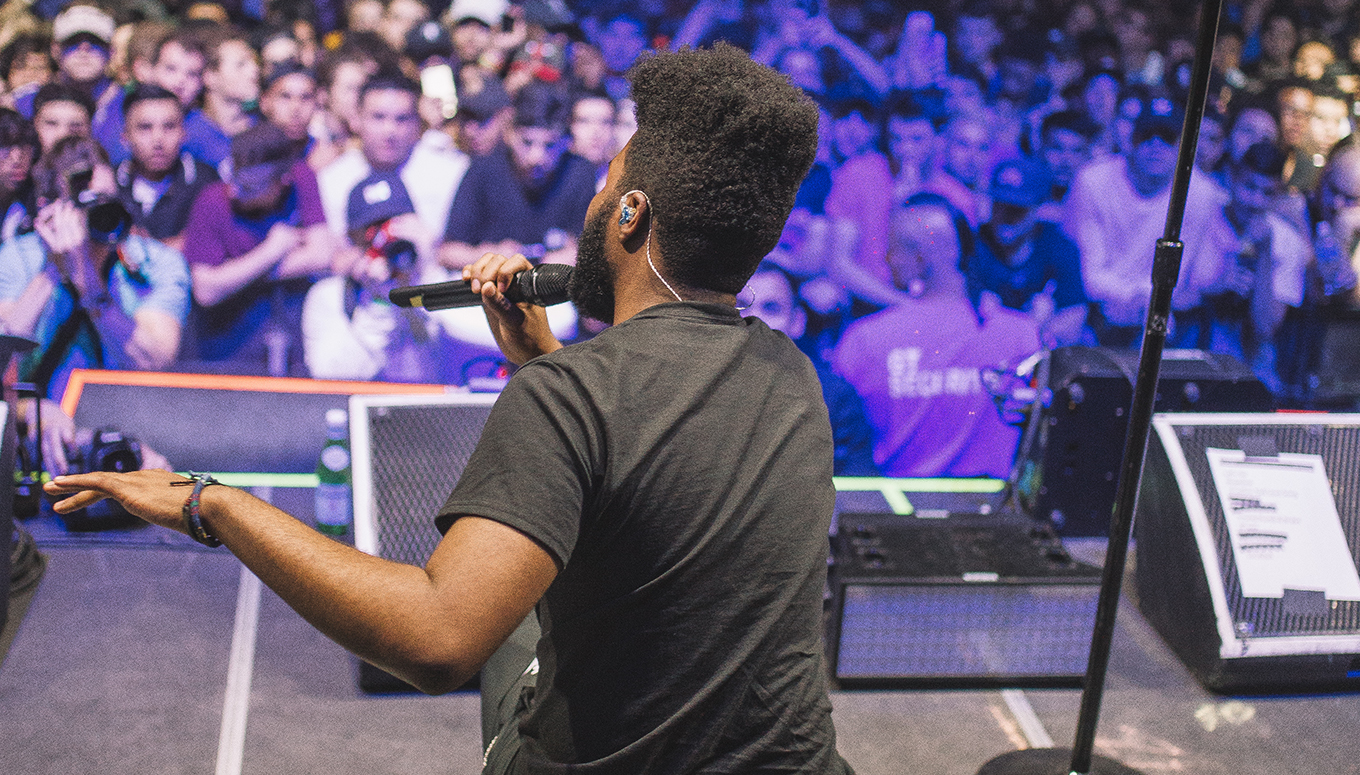 Khalid’s “American Teen” Comes Alive In Exclusive Live Performance ...