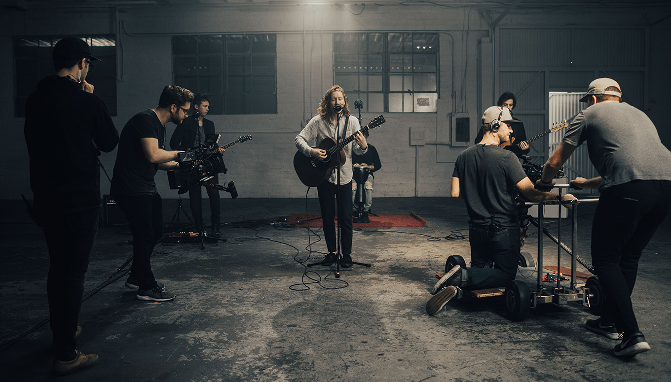 flor Delivers Emotion With Stripped Down Performance of "rely ...