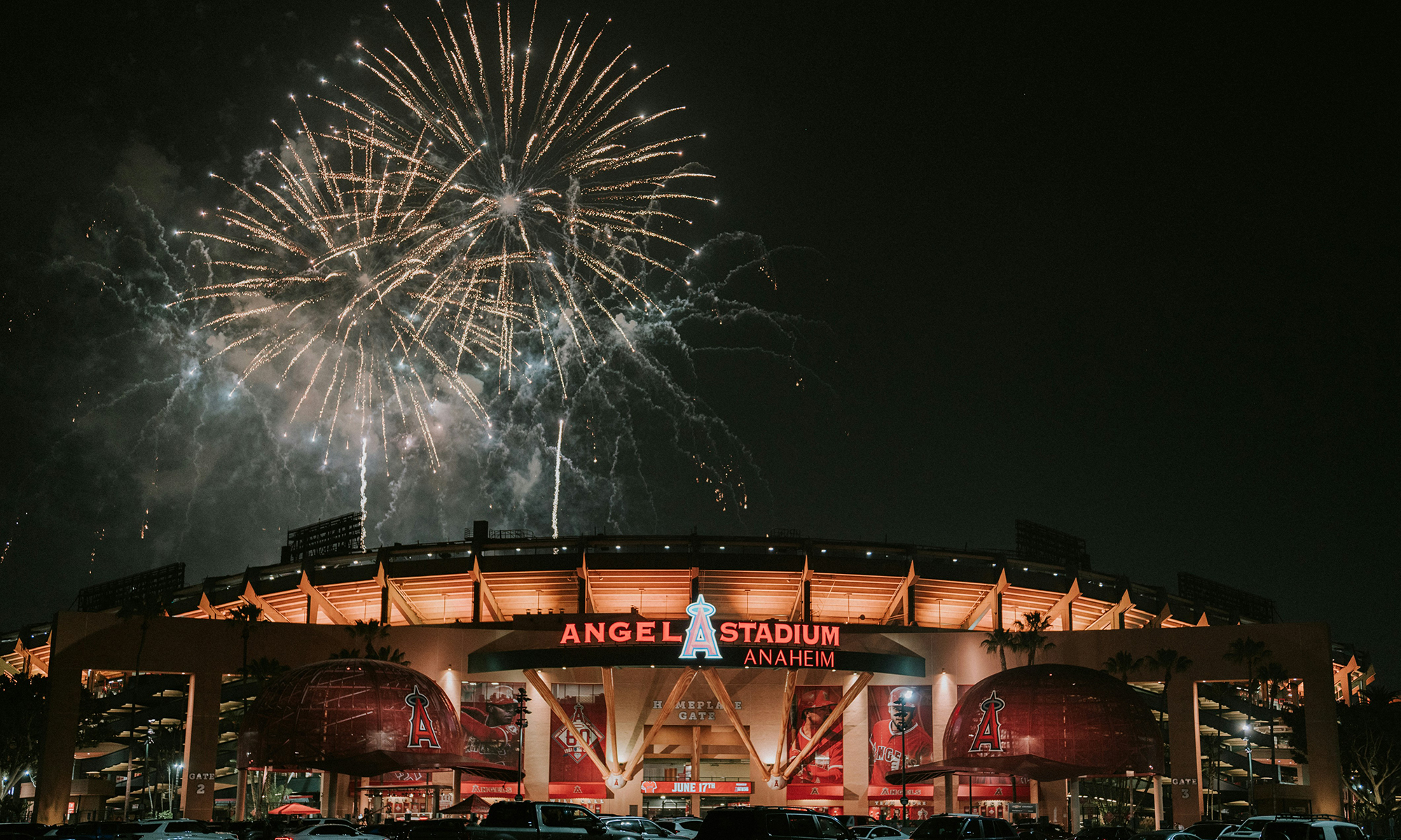 Halos United: A Deep Dive into Los Angeles Angels Fans